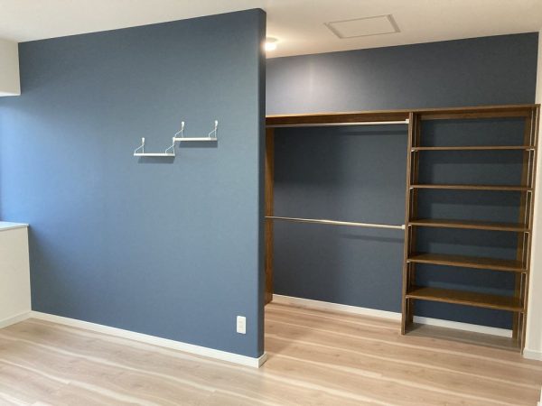 クロスの続きと水回りの仕上げまで!『一目ぼれした中二階のある家』part5 光輝建設